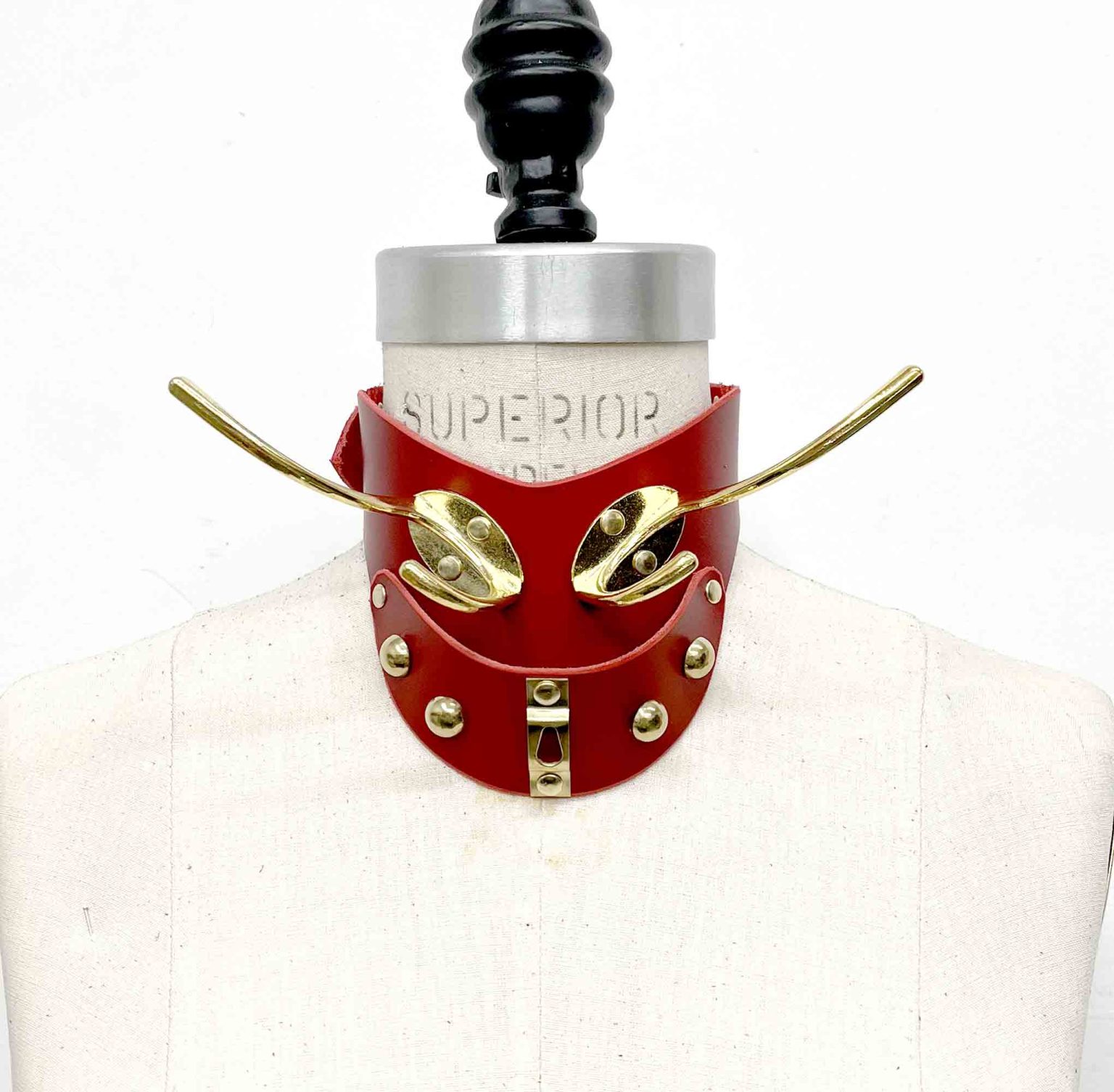 Mantis Leather Horned Posture Collar | LoveLornLingerie