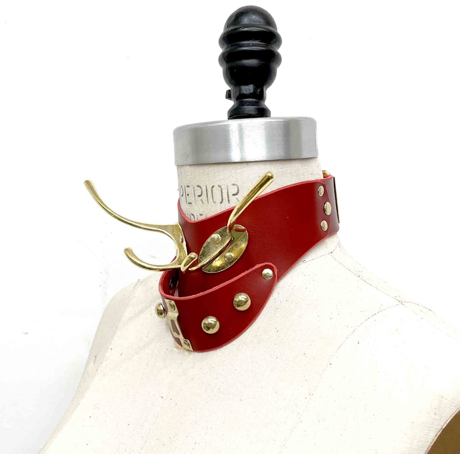 Mantis Leather Horned Posture Collar | LoveLornLingerie